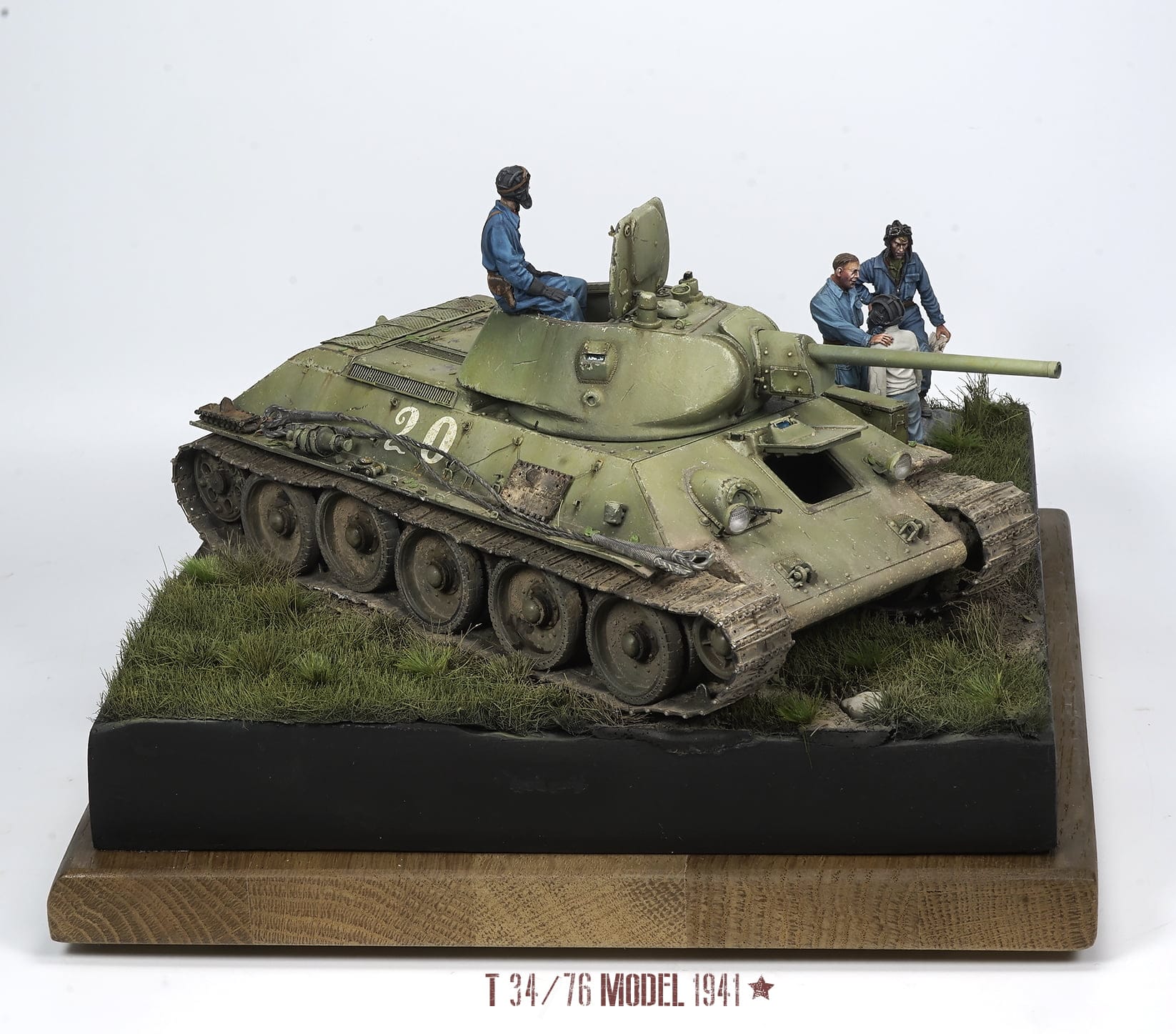 1/35 T34/76 MODEL 1941 Soviet Tank “Don’t be in a hurry to grow up” - SCALELAB